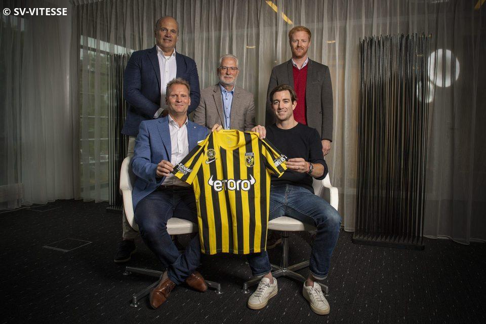 Geel-zwarte rook: Common Group wordt nieuwe grootaandeelhouder Vitesse ...